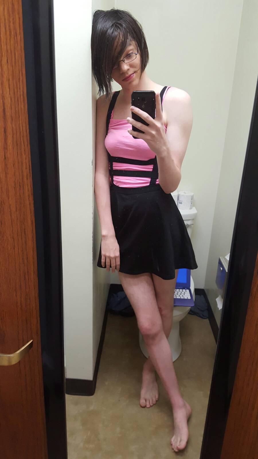 Off at College :) | Scrolller