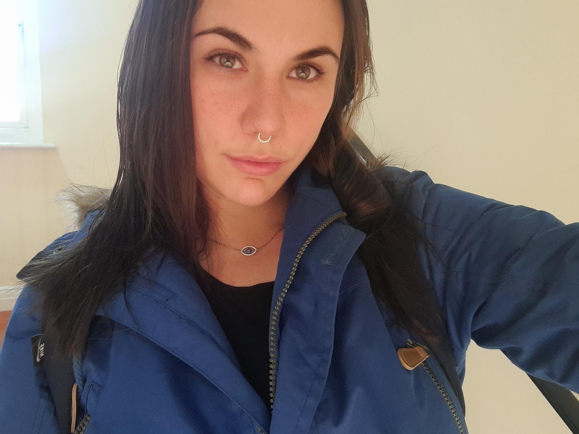 Off out for a cold winter walk 🥰 F30 | Scrolller