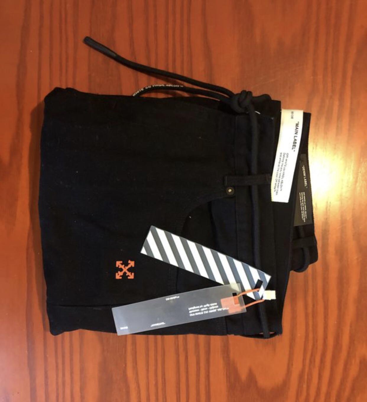 Off-White Cargo pants for sale w/ white accents on knees. Asking $130 dm me for more information ...