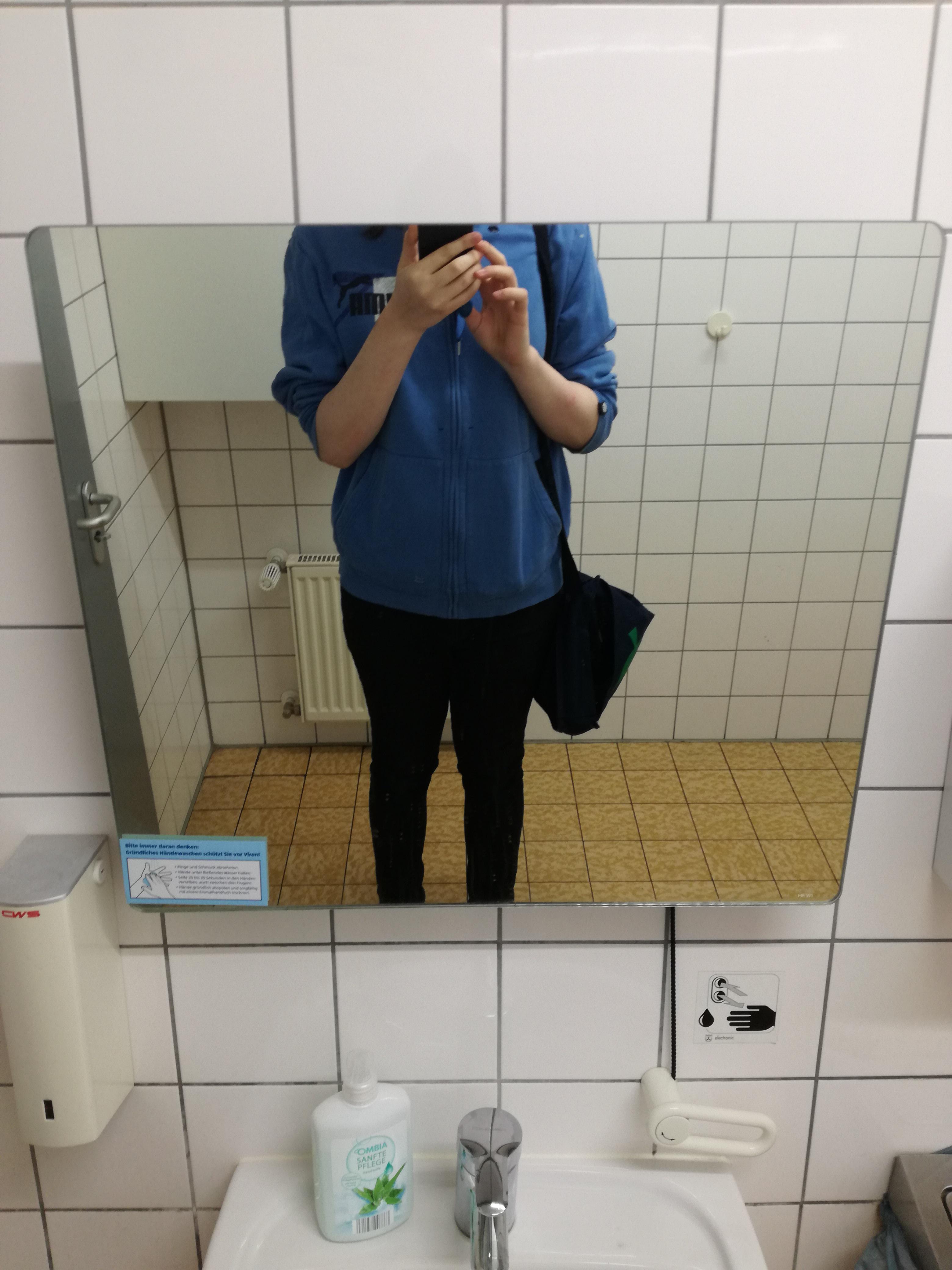 Oh we're doing mirror fails? Perfect for showing off my new workplace's bathroom mirror | Scrolller