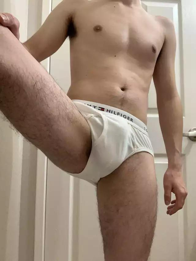 Older pic. Still some nice briefs | Scrolller