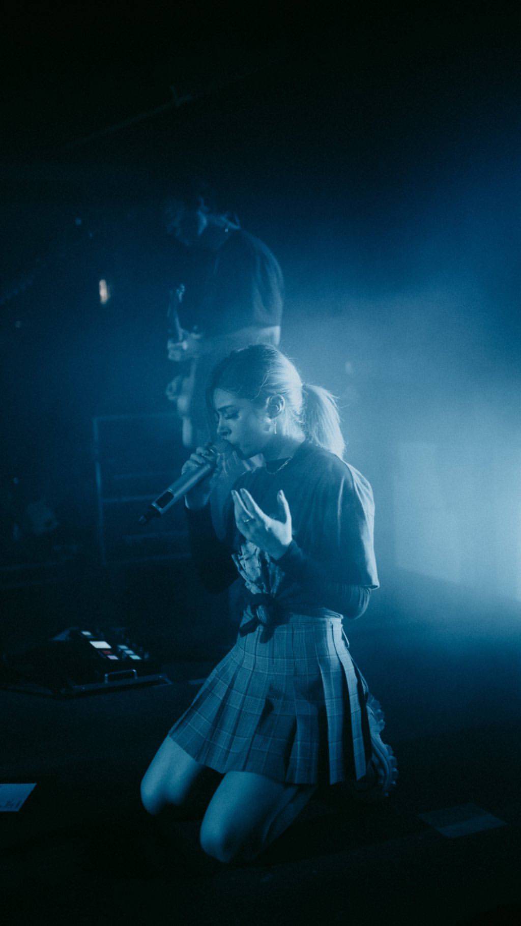 On stage | Scrolller