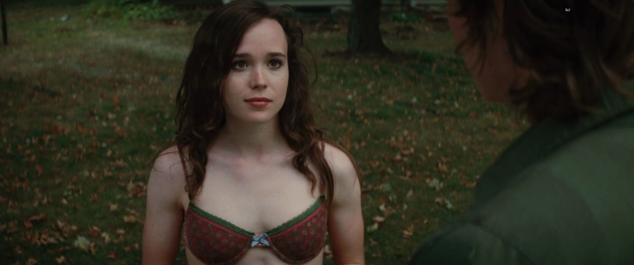 One more of Ellen Page in her cute, frilly bra | Scrolller