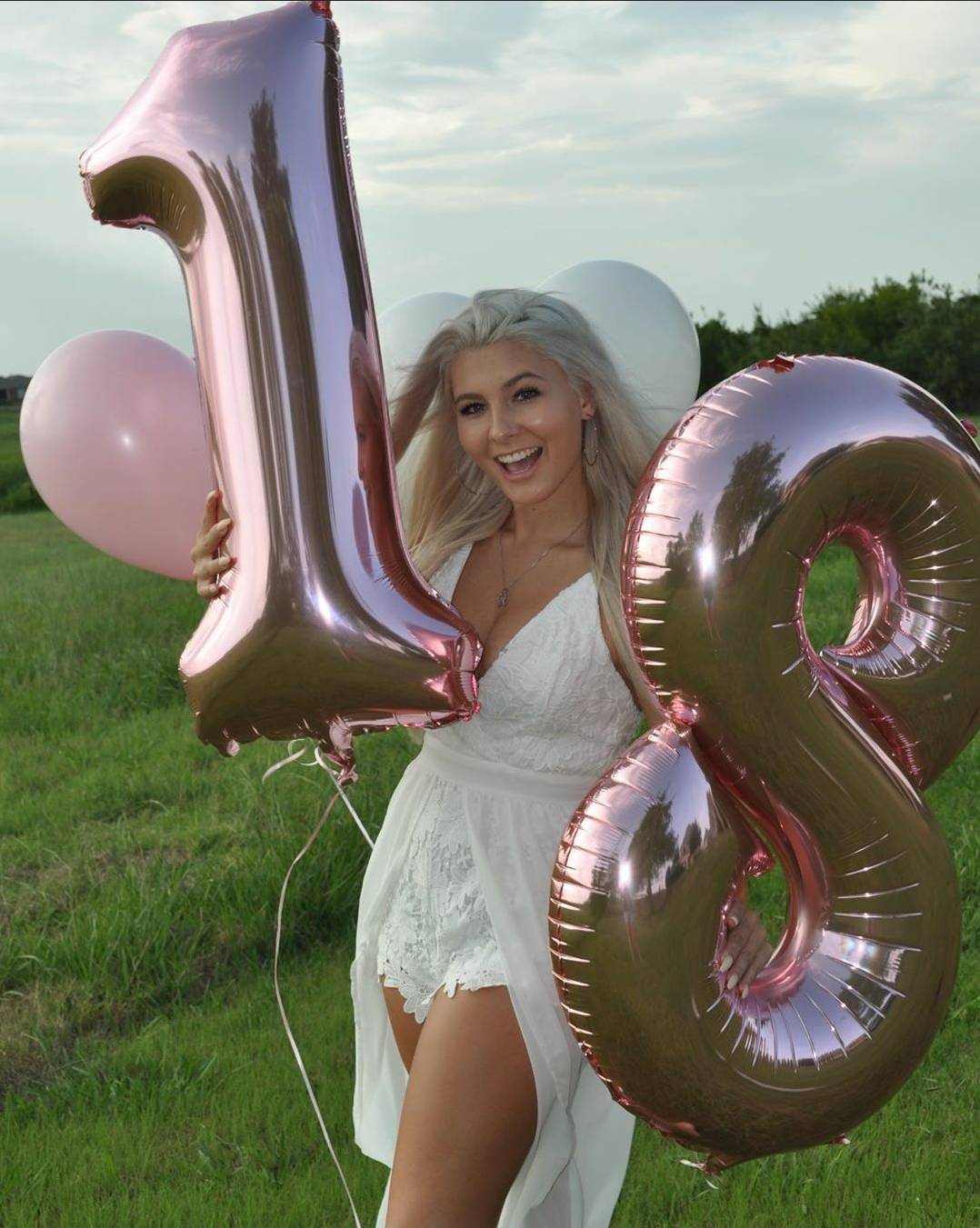 Open Field | Scrolller