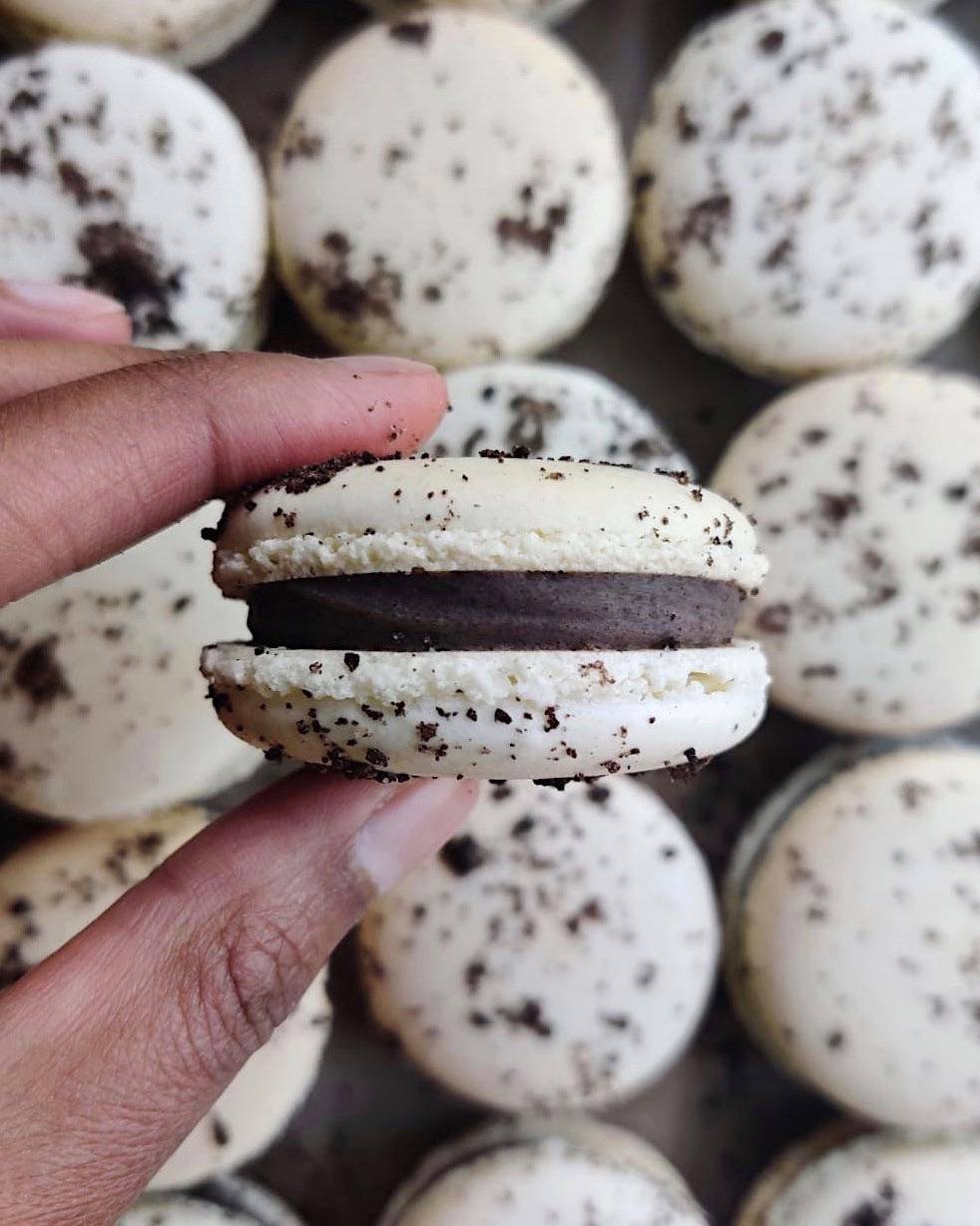 Oreo macarons! I guess it’s actually reore macarons?? | Scrolller