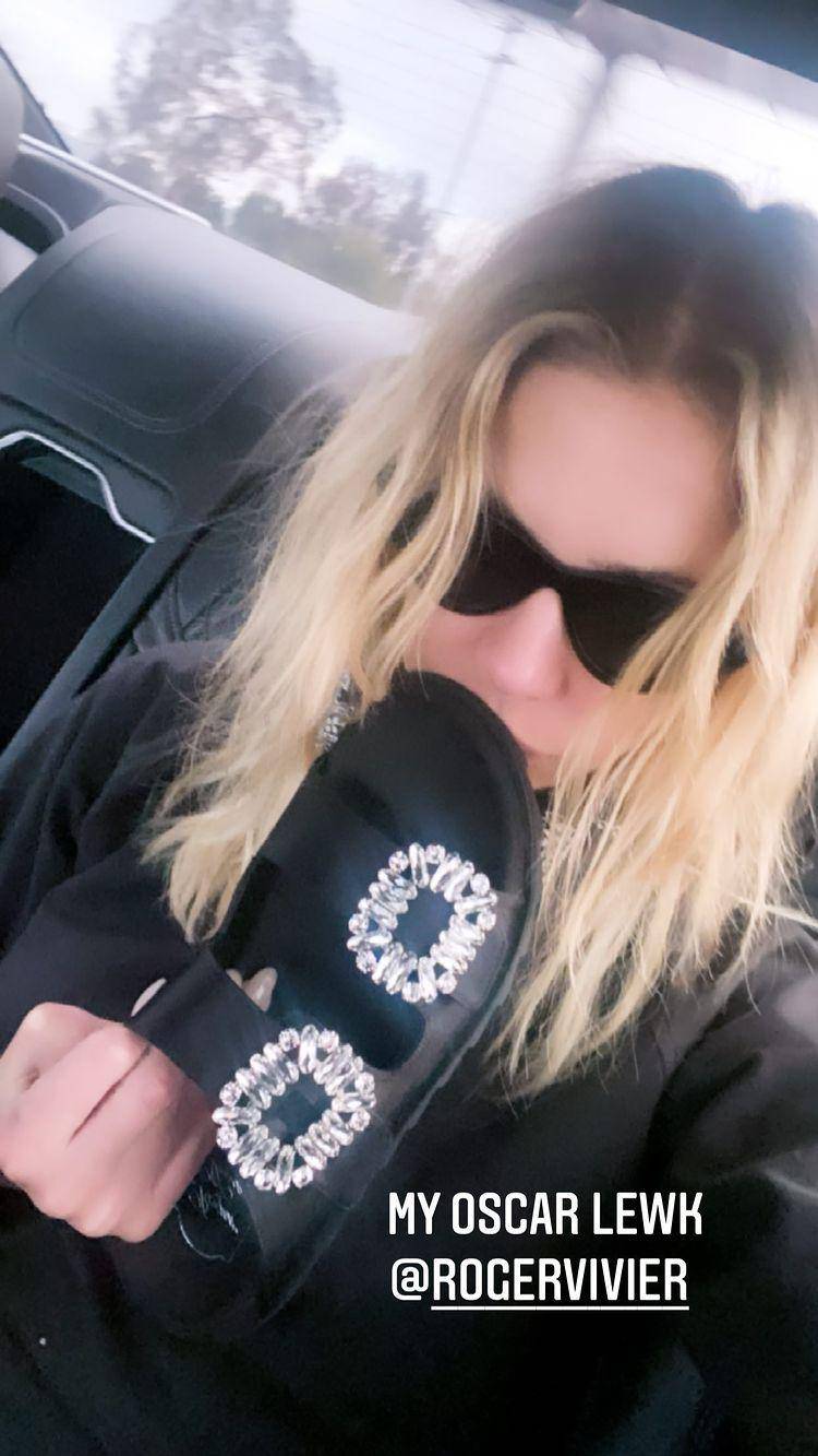 Oscar look | Scrolller