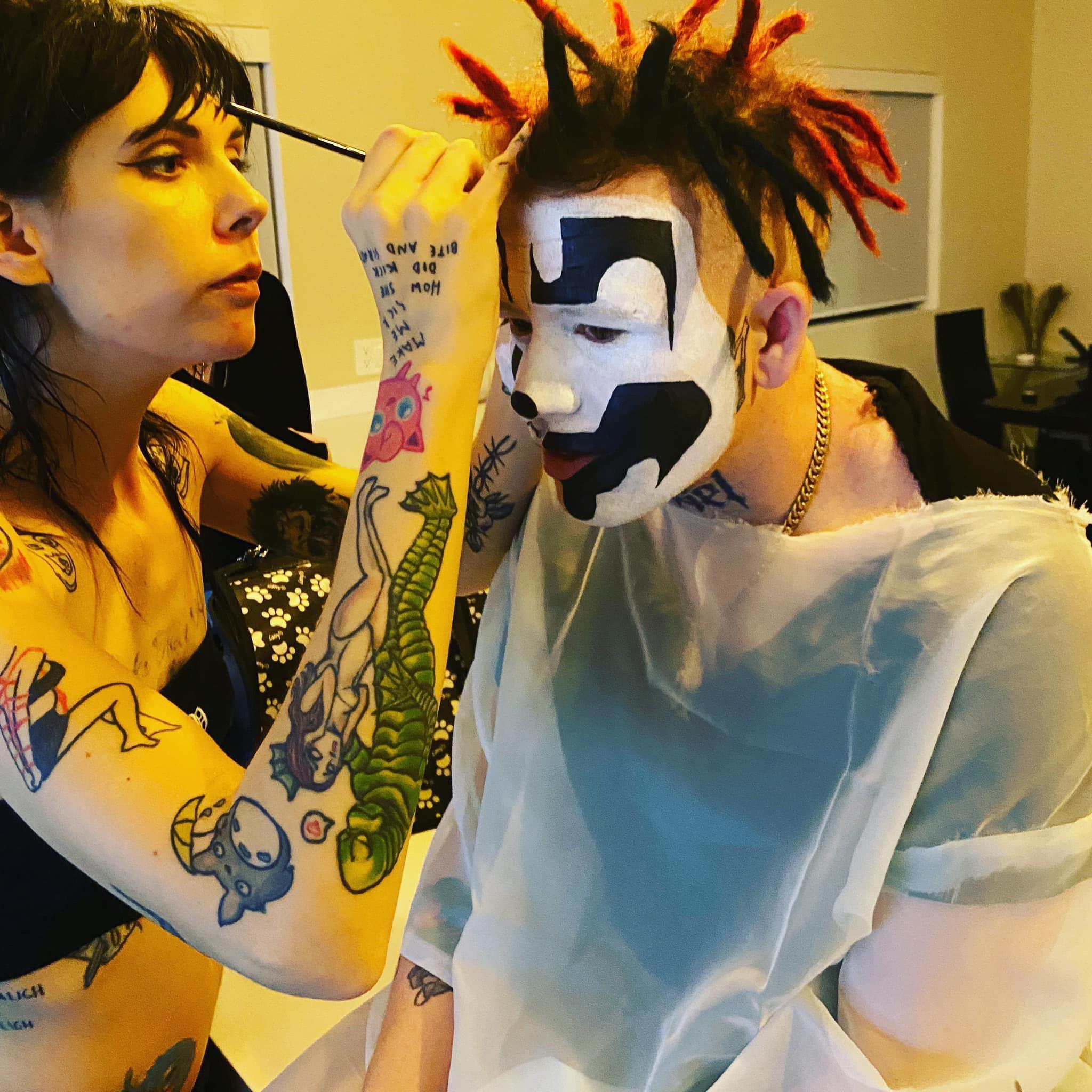 Ouija Macc in facepaint | Scrolller