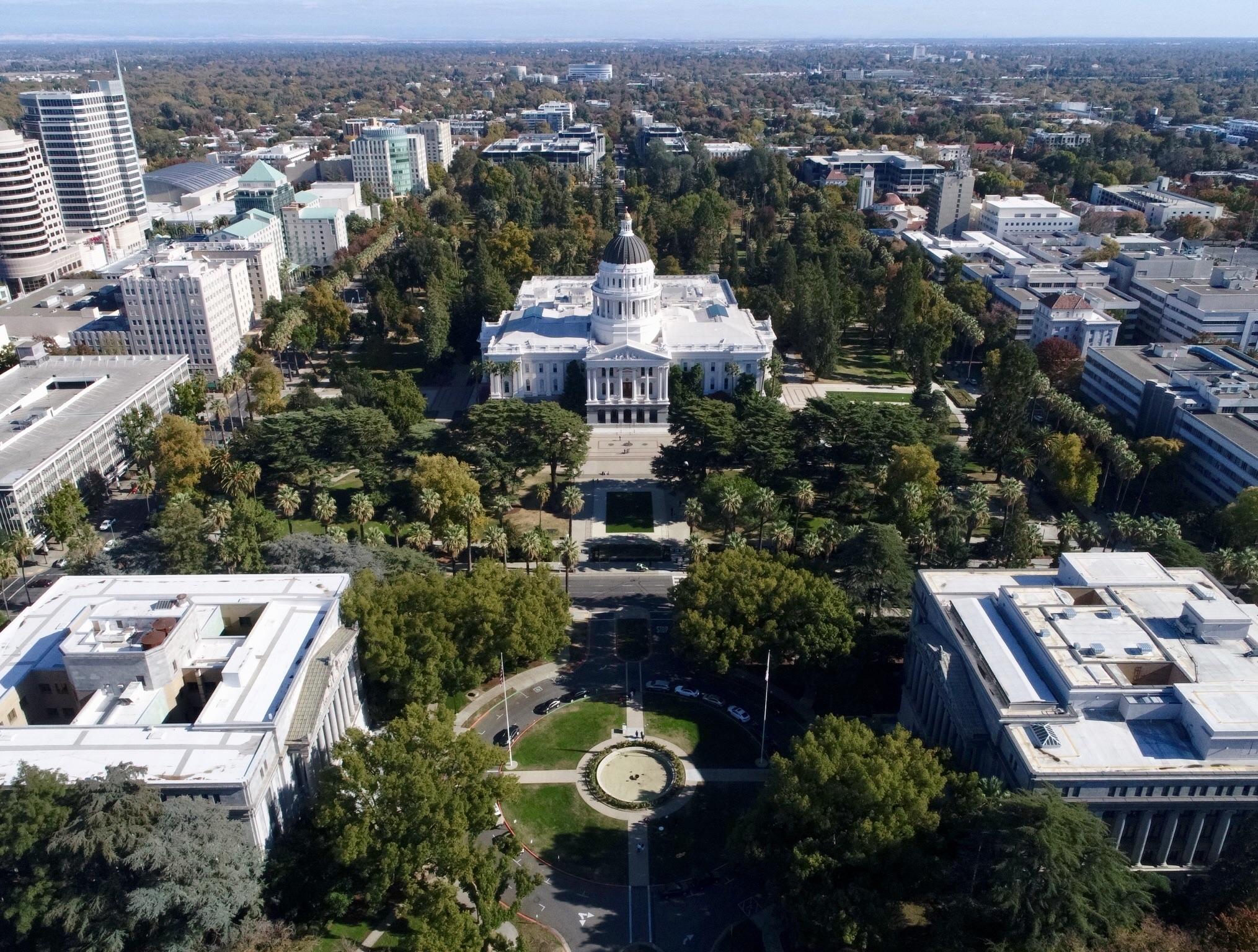 Our Capitol is absolutely gorgeous! | Scrolller