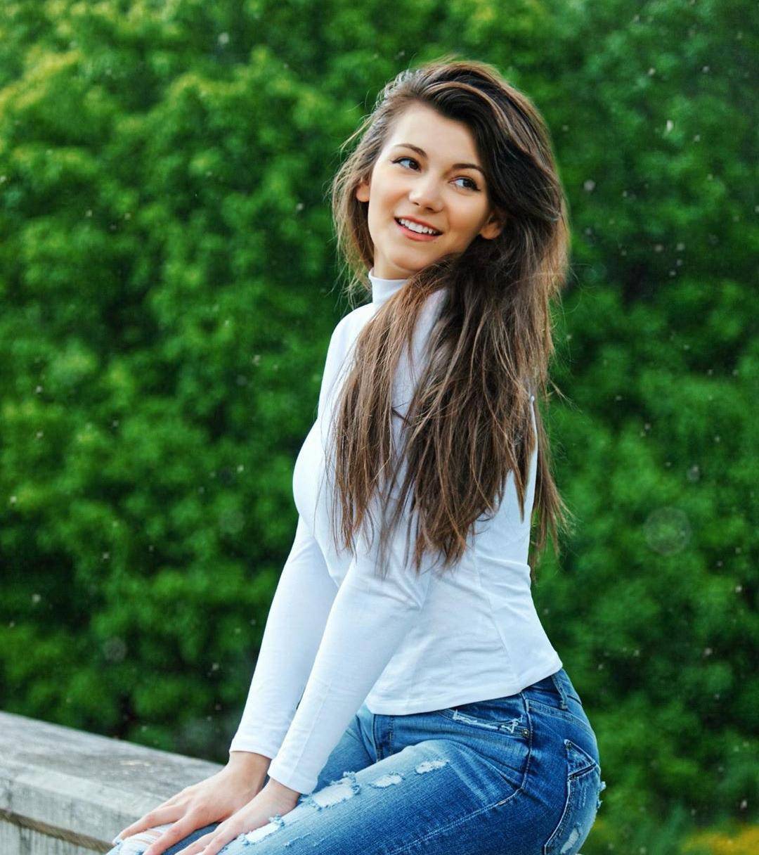 Outdoors | Scrolller