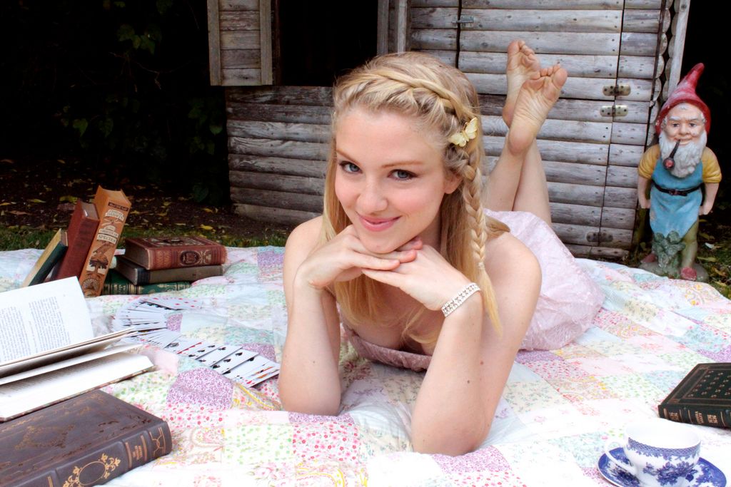 Outdoors | Scrolller