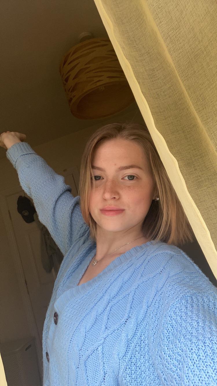 Over 18. Sun finally 😎 | Scrolller