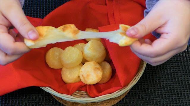 pao de queijo (tapioca starch cheese bread) | Scrolller