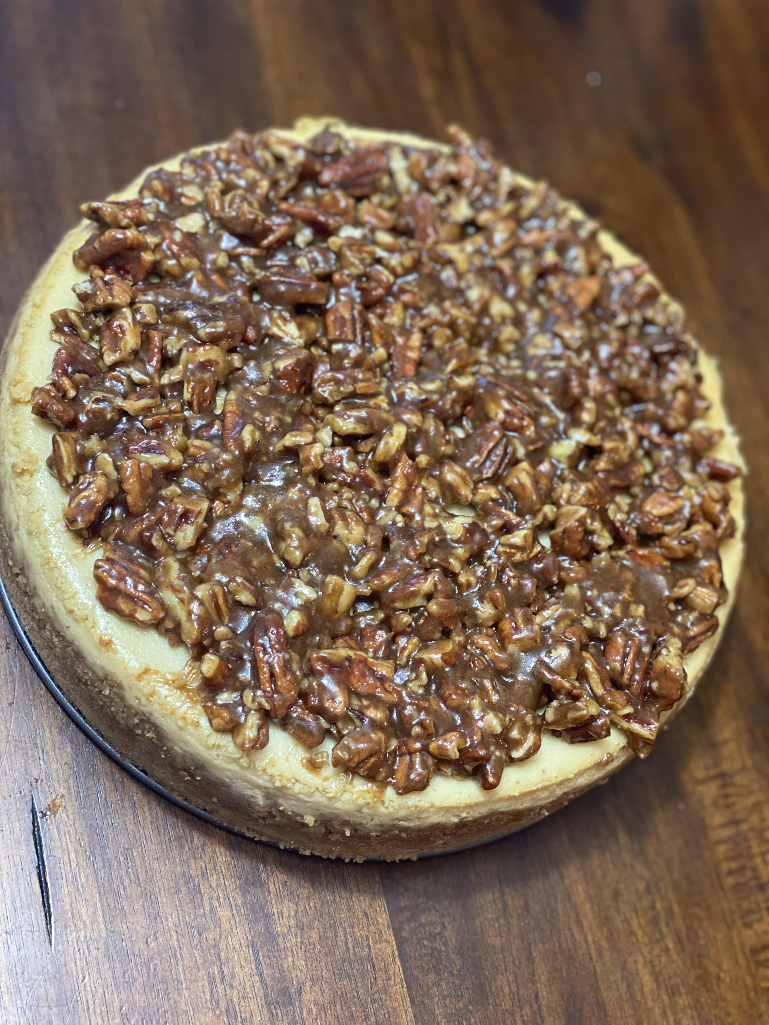 Pecan pie cheesecake 😍 | Scrolller