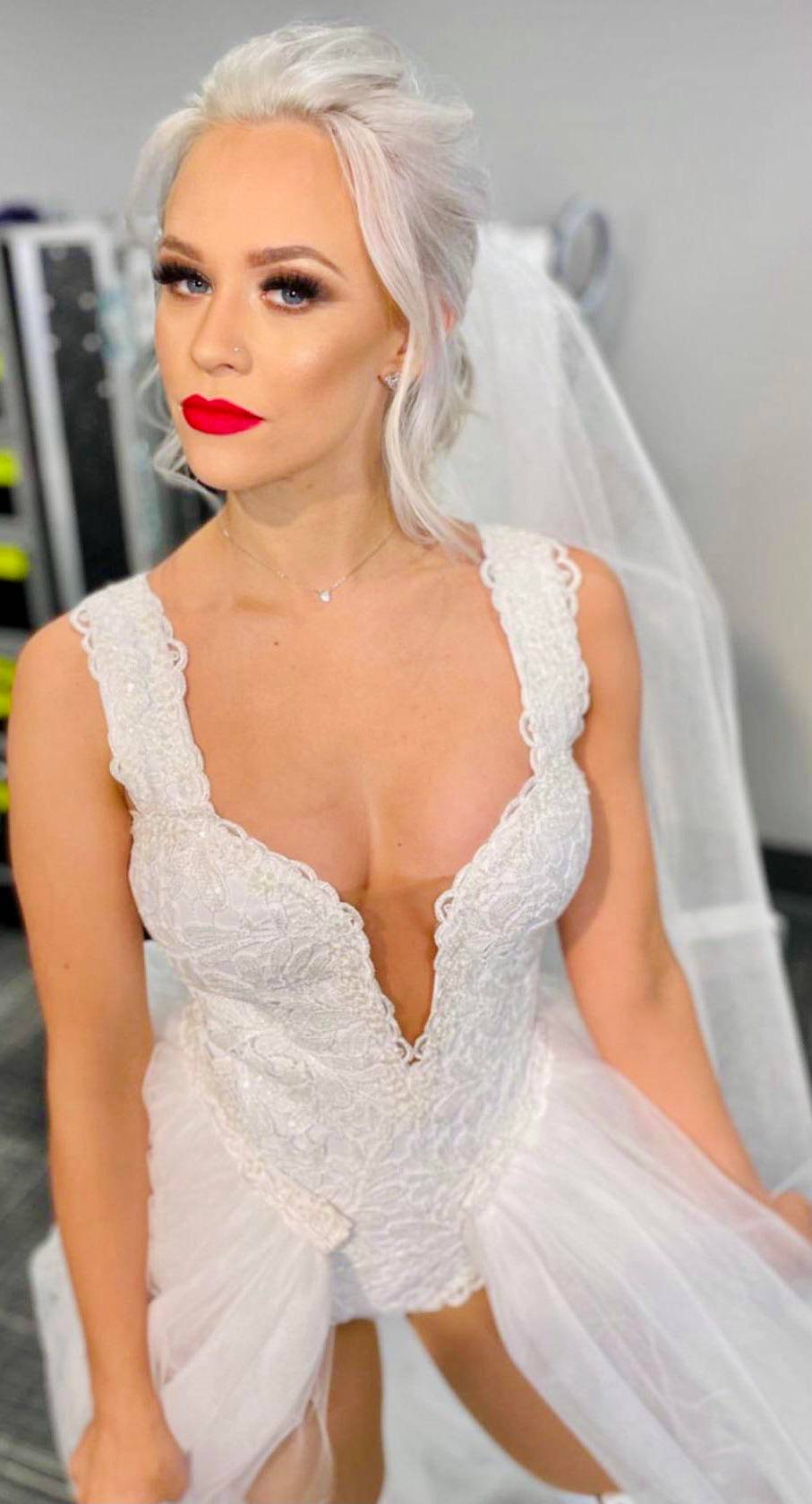 Penelope Ford | Scrolller