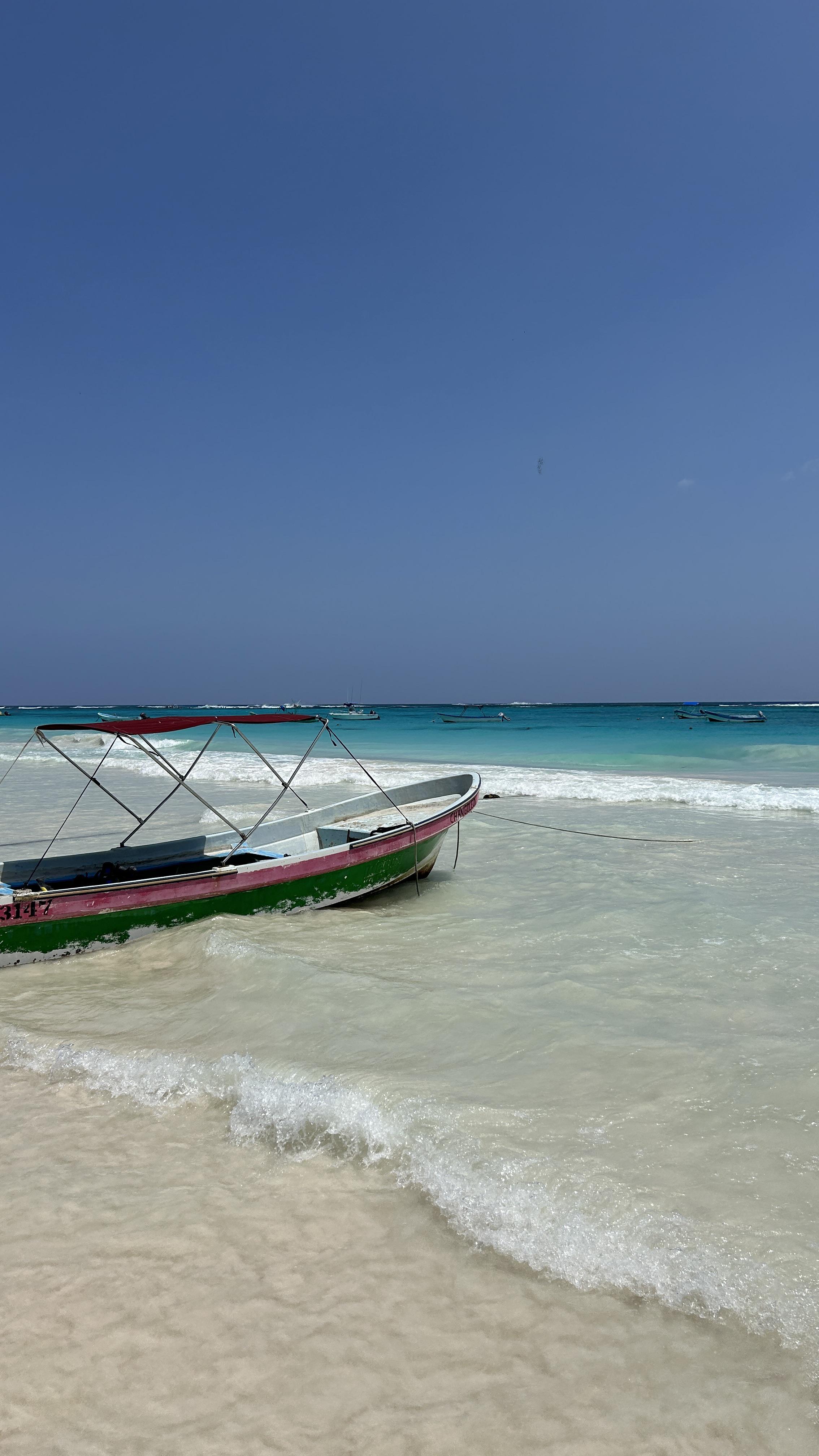 Perfect colours in Mexico | Scrolller