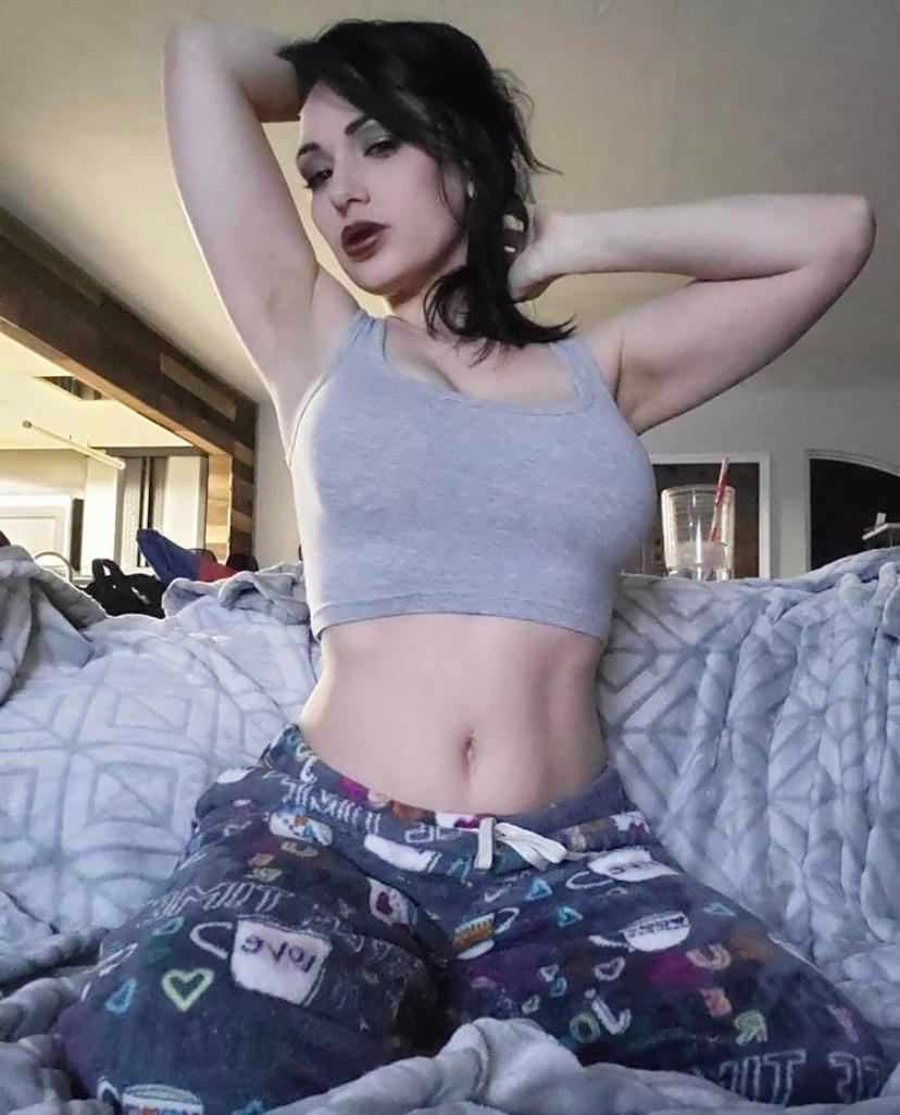 Perfect pose 😍 | Scrolller