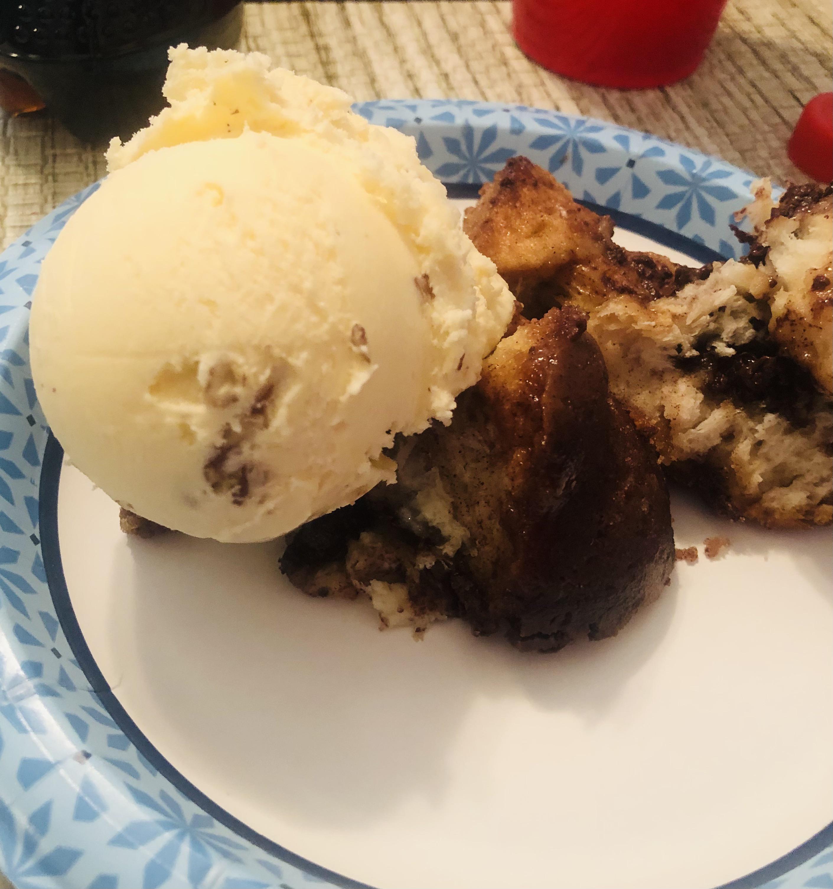 perfect scoop of ice cream on monkey bread | Scrolller