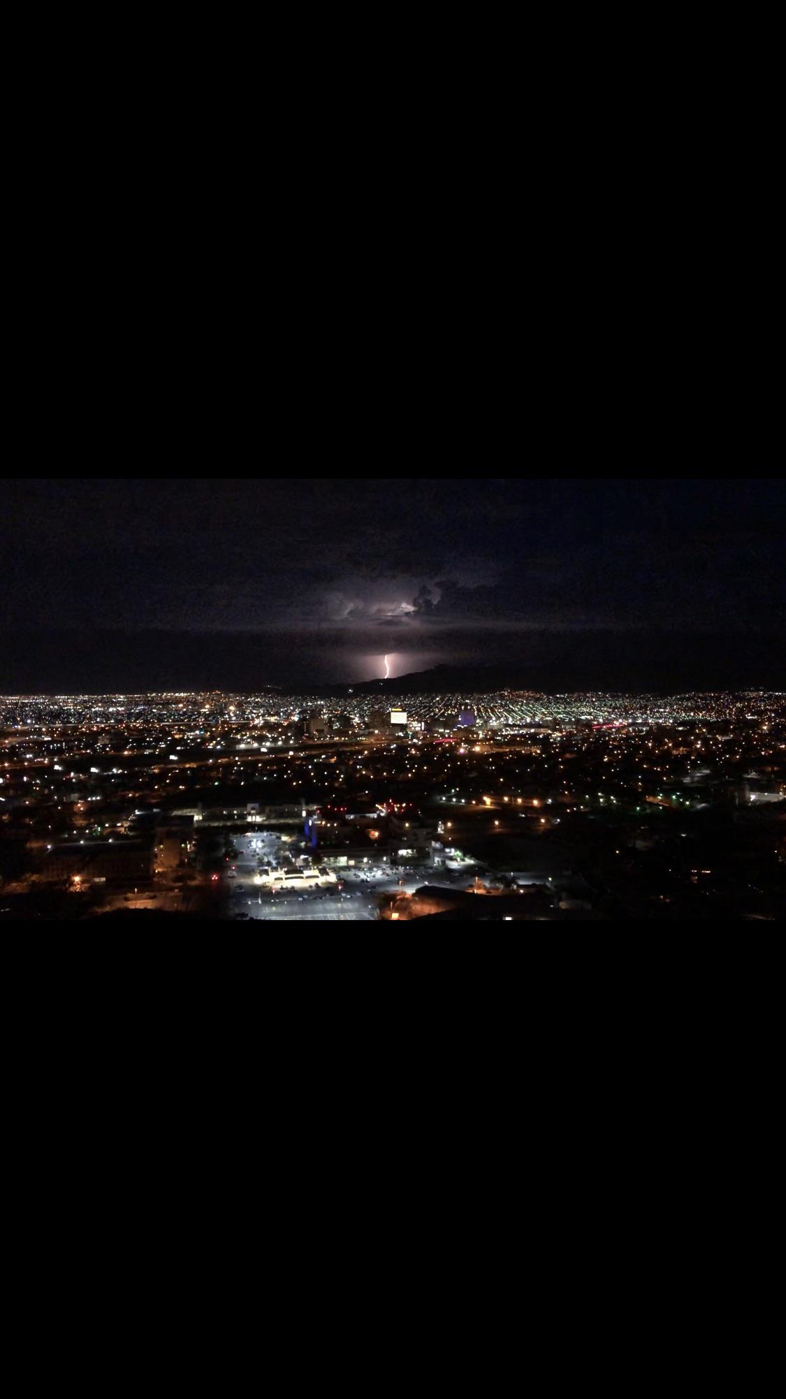 Perfect timing | Scrolller