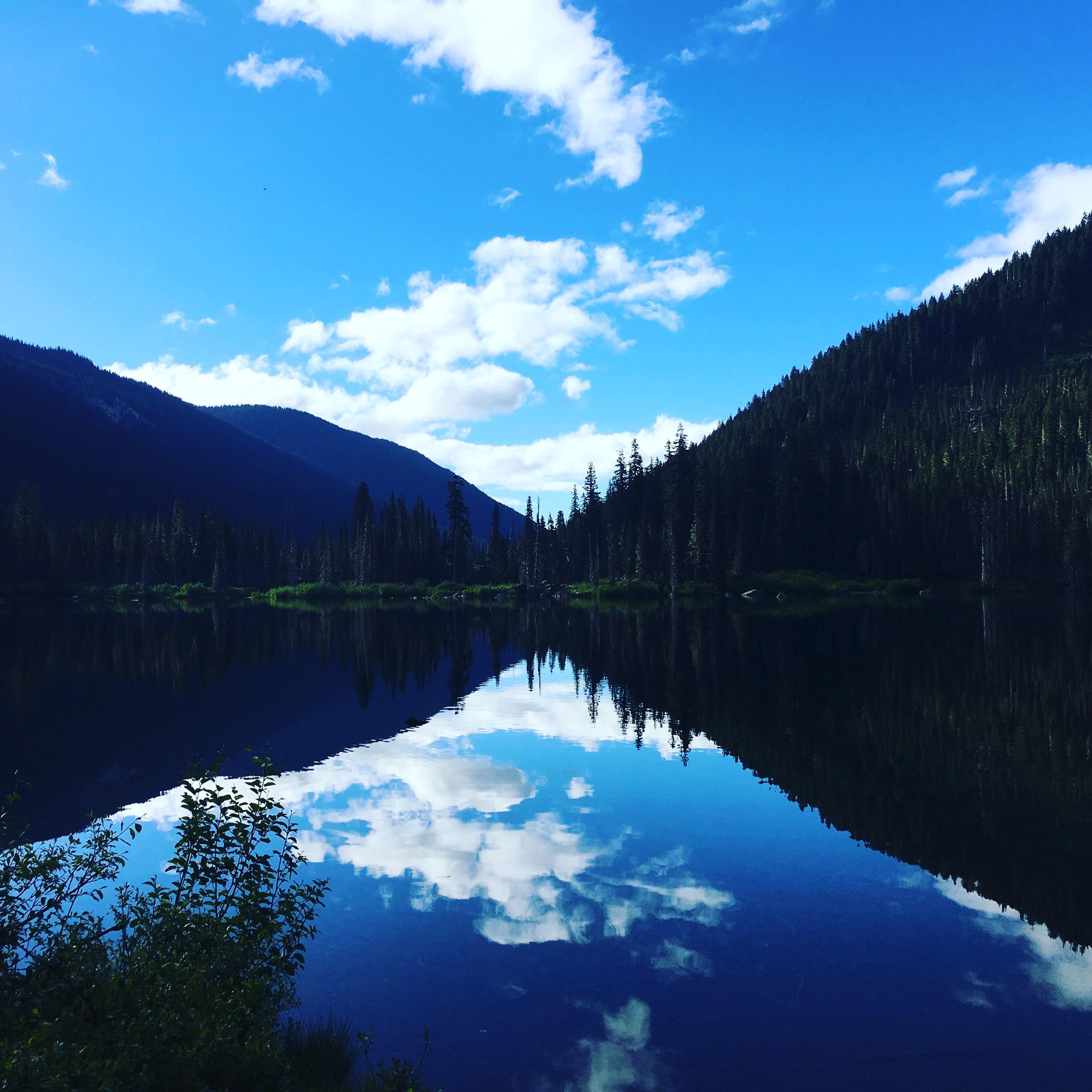 PETE LAKE, WASHINGTON, USA | Scrolller