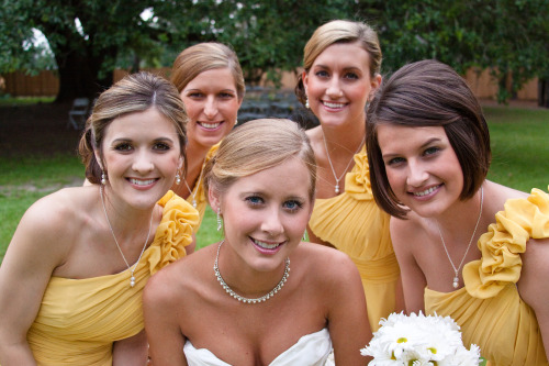 Petite blonde bride | Scrolller