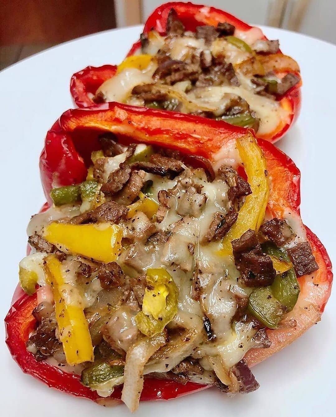 Philly Cheesesteak Stuffed Peppers | Scrolller