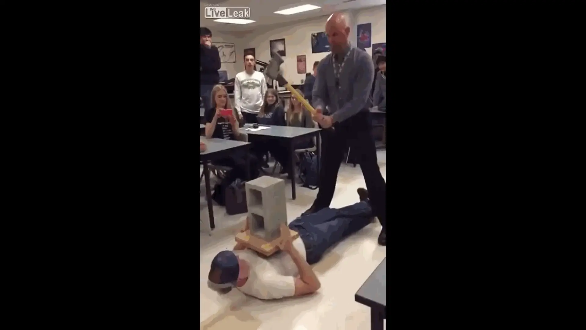 Physics Lesson | Scrolller