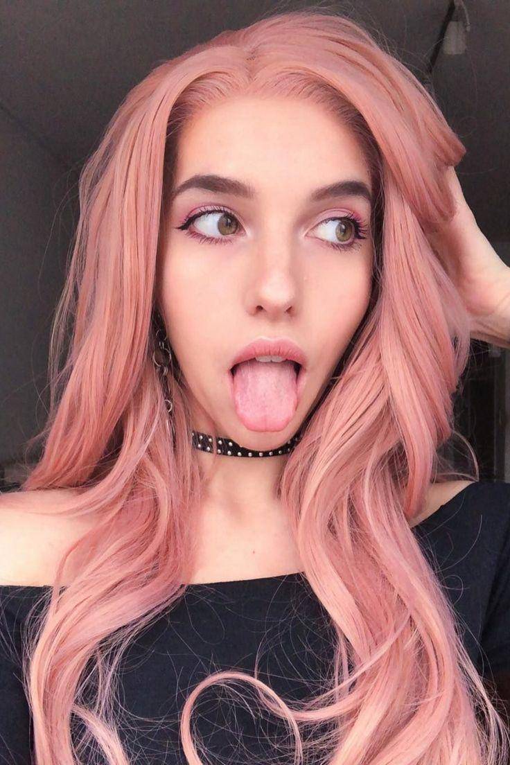 Pink Haired Slut Scrolller