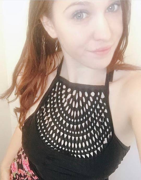 Plain jane | Scrolller