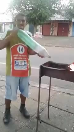 Soda bottle blower | Scrolller