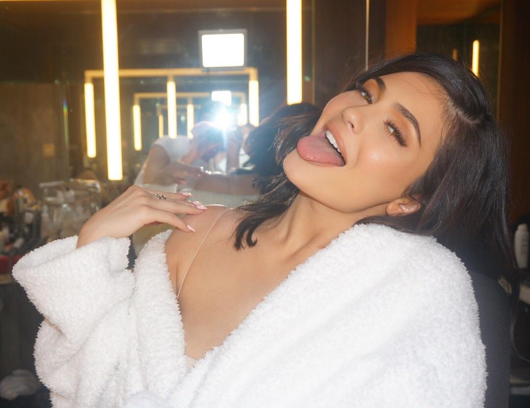 Playful. | Scrolller