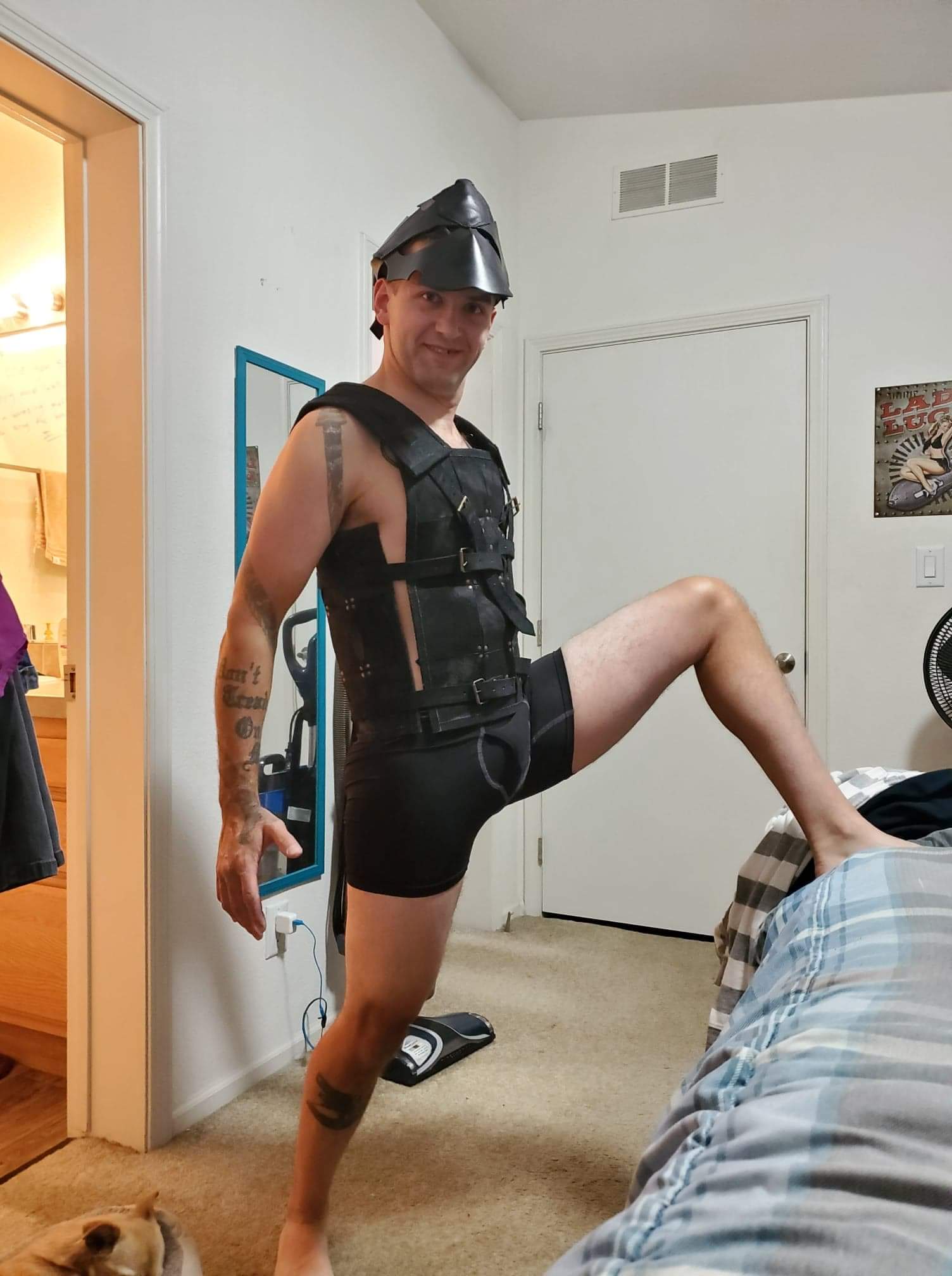 Playing around in my legit leather armor | Scrolller