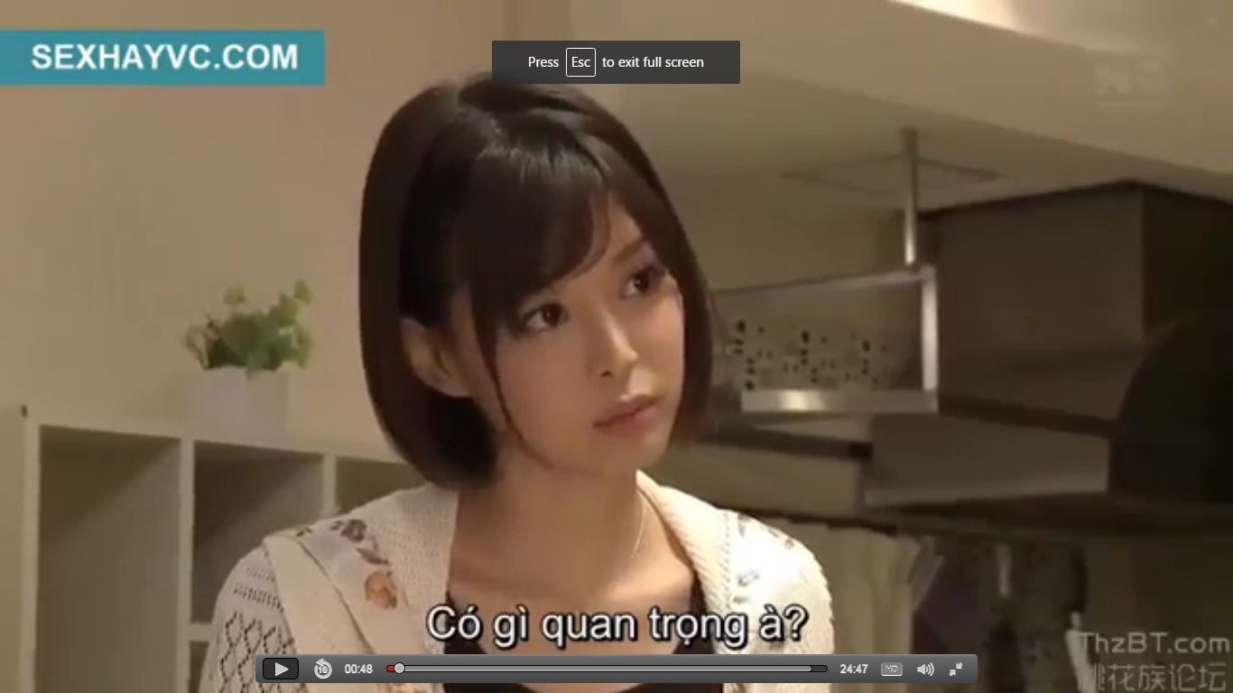 Please tell me the code of the movie or name of the actress. | Scrolller