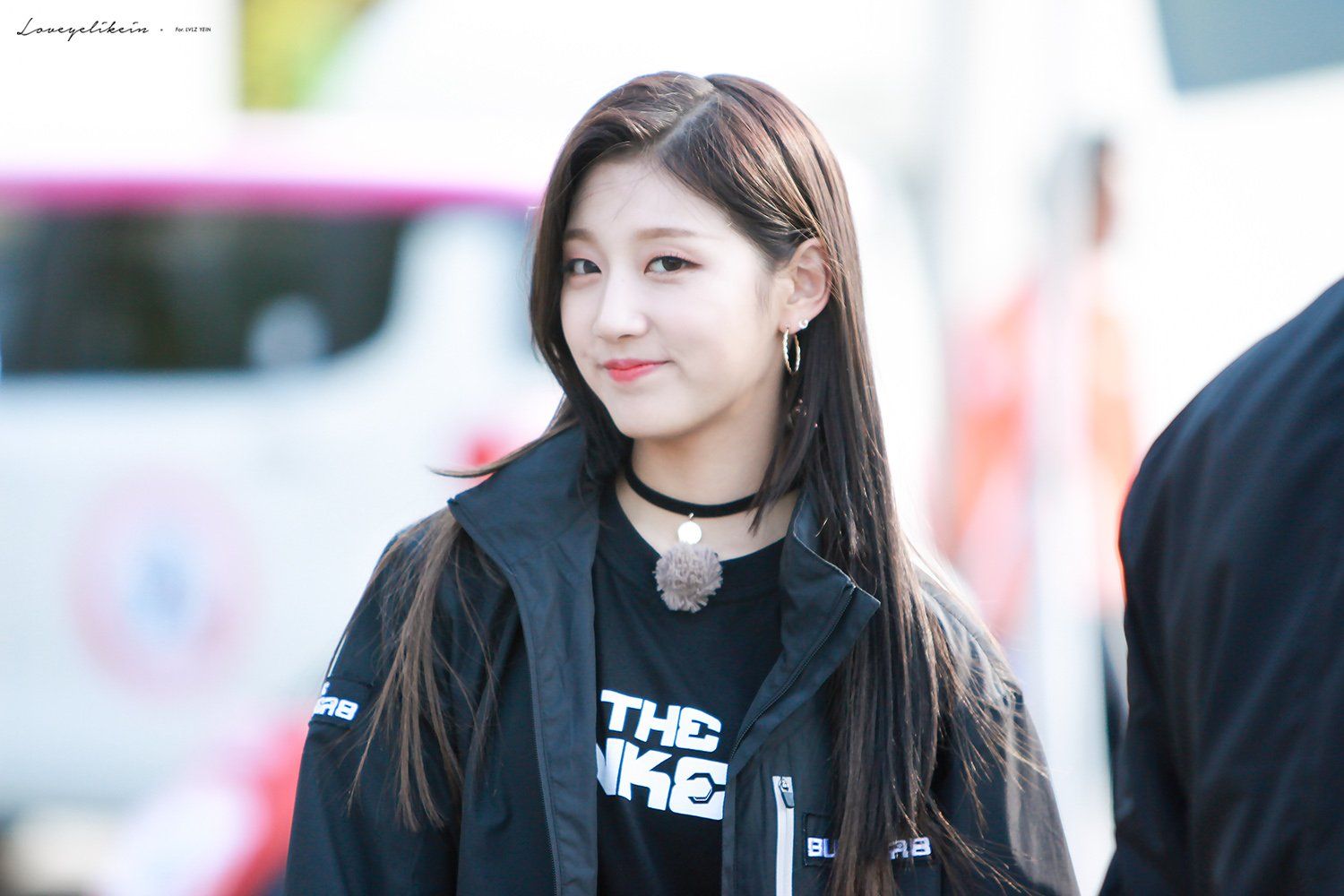 Plotting Yein | Scrolller