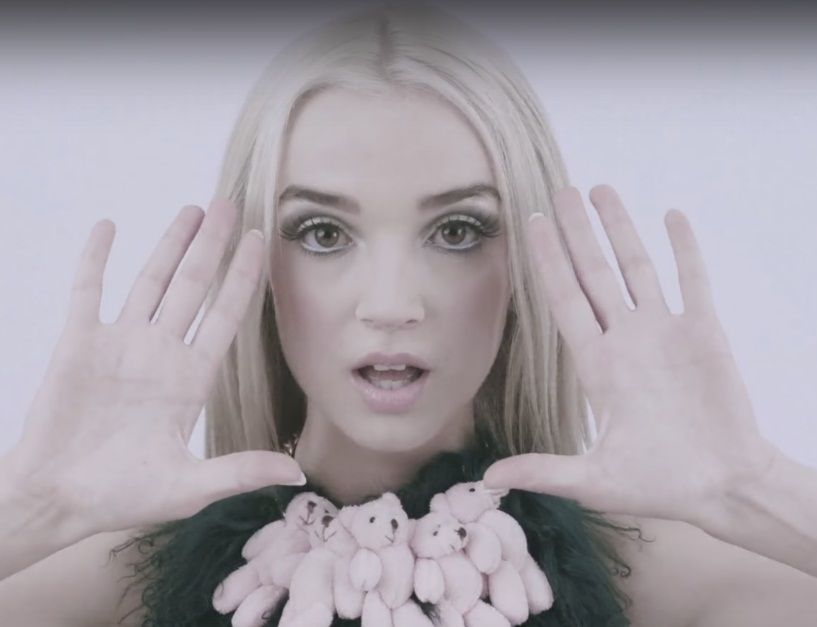 Poppy has some pretty nice hands | Scrolller