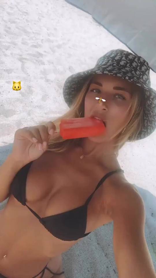 Popsicle | Scrolller