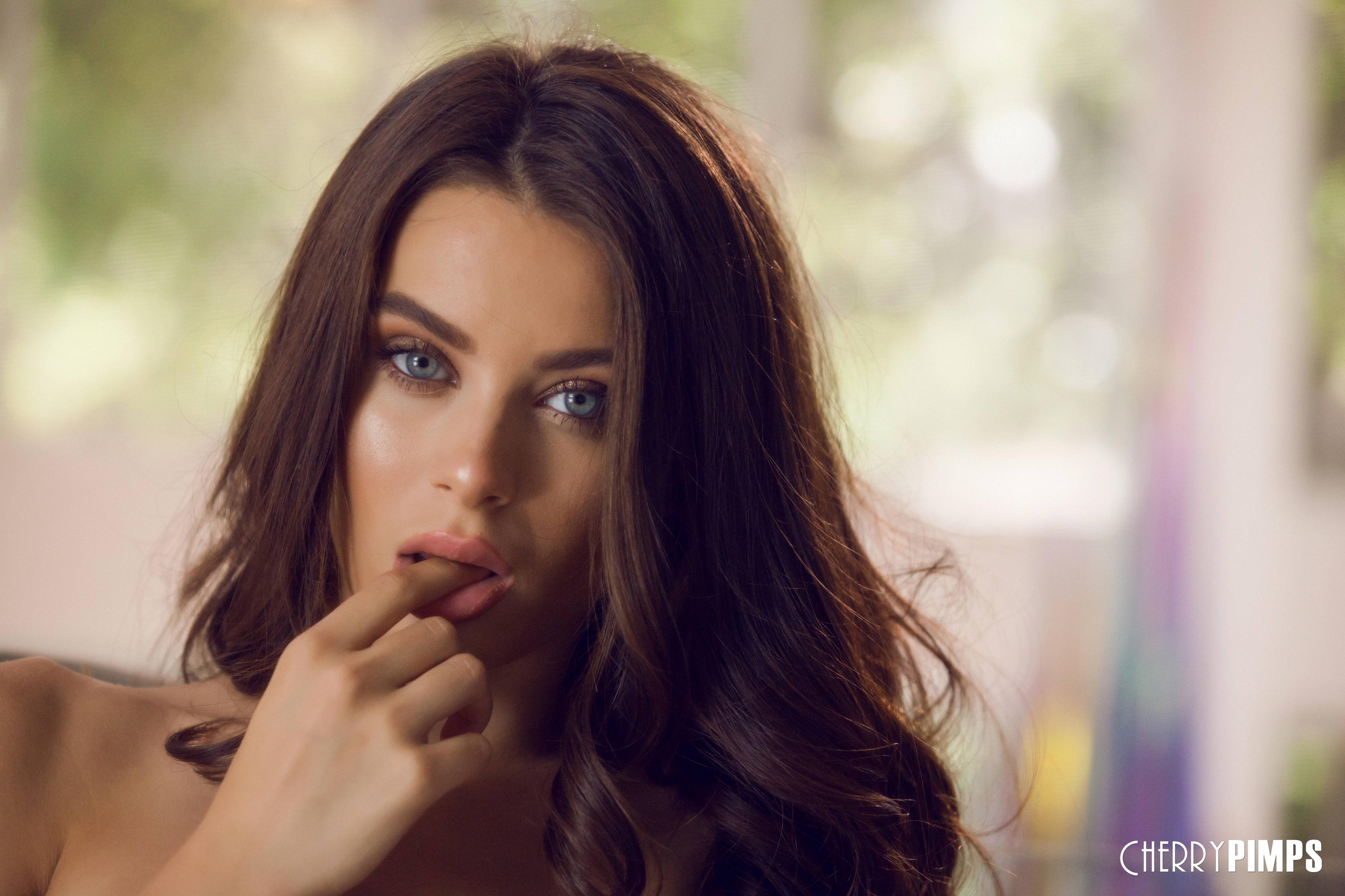 Pornstar Lana Rhoades | Scrolller