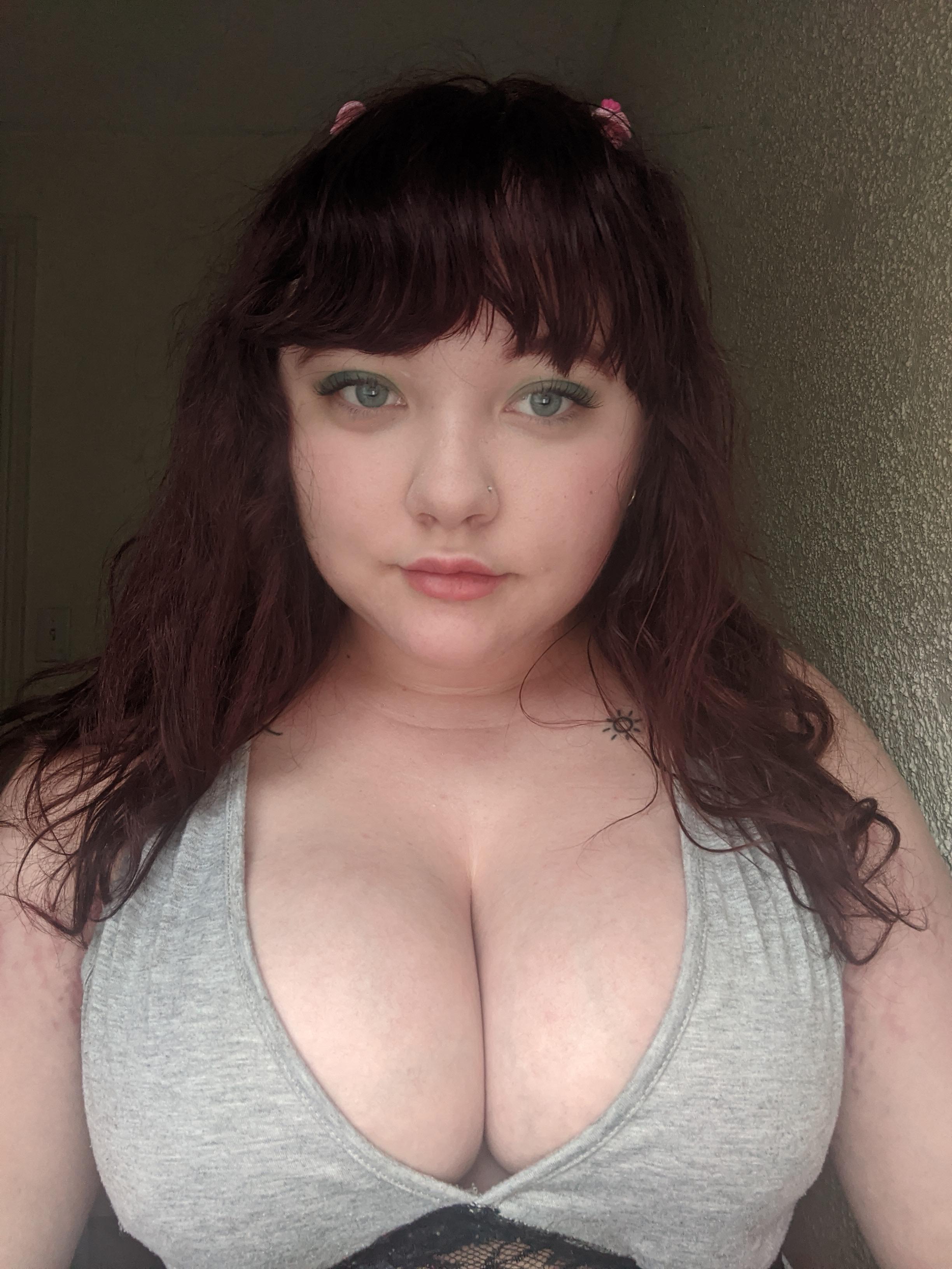 Post-nap selfie [20] | Scrolller