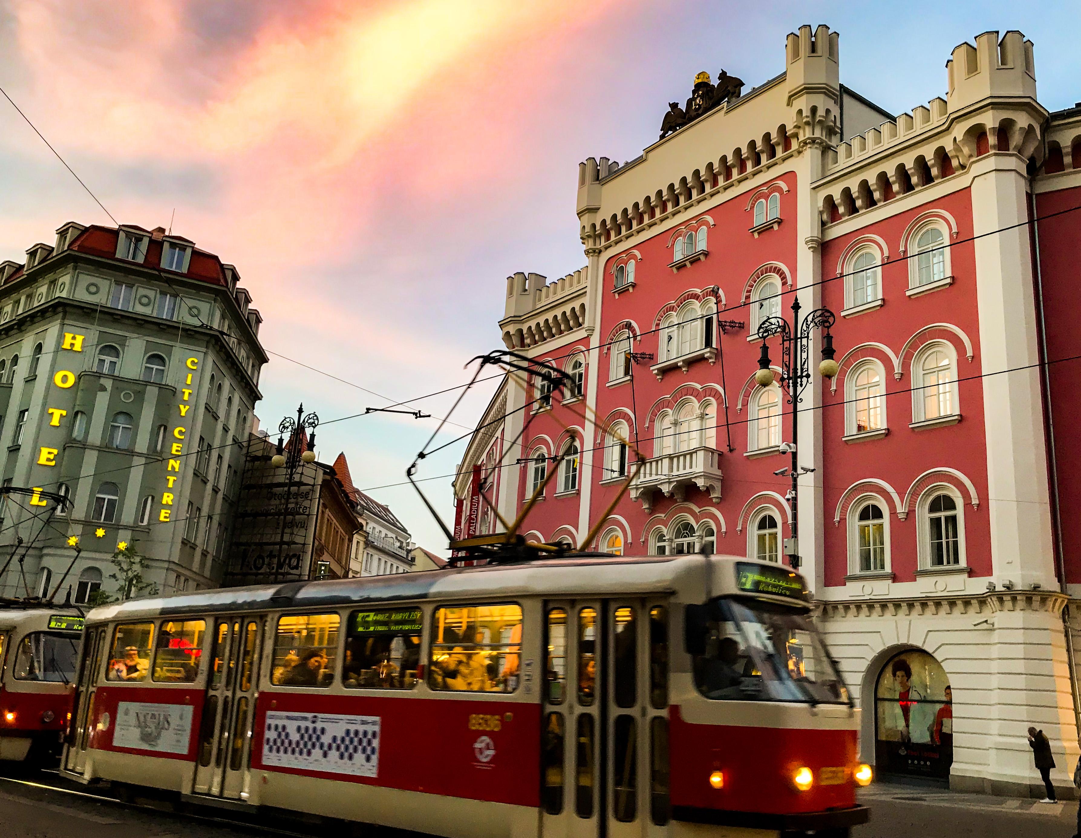 Prague [OC] | Scrolller