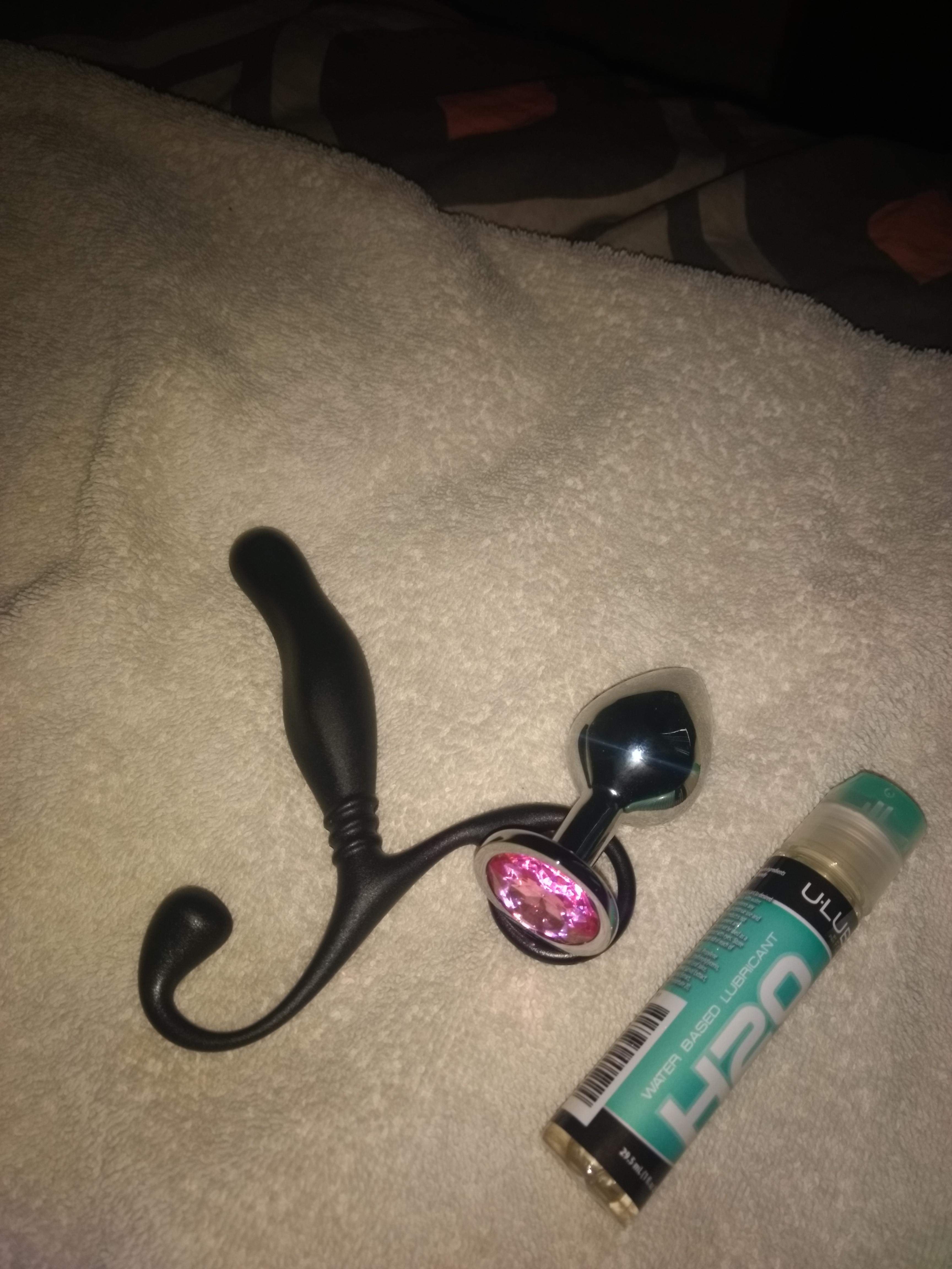 Preparing for my first ever butt plug! | Scrolller