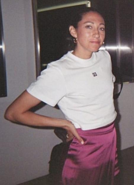 Pressy Nips and Satin Hips! | Scrolller