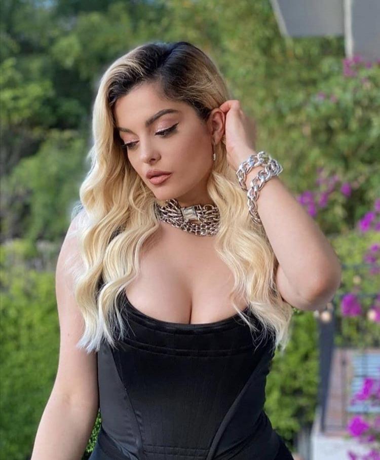 Pretty Bebe | Scrolller