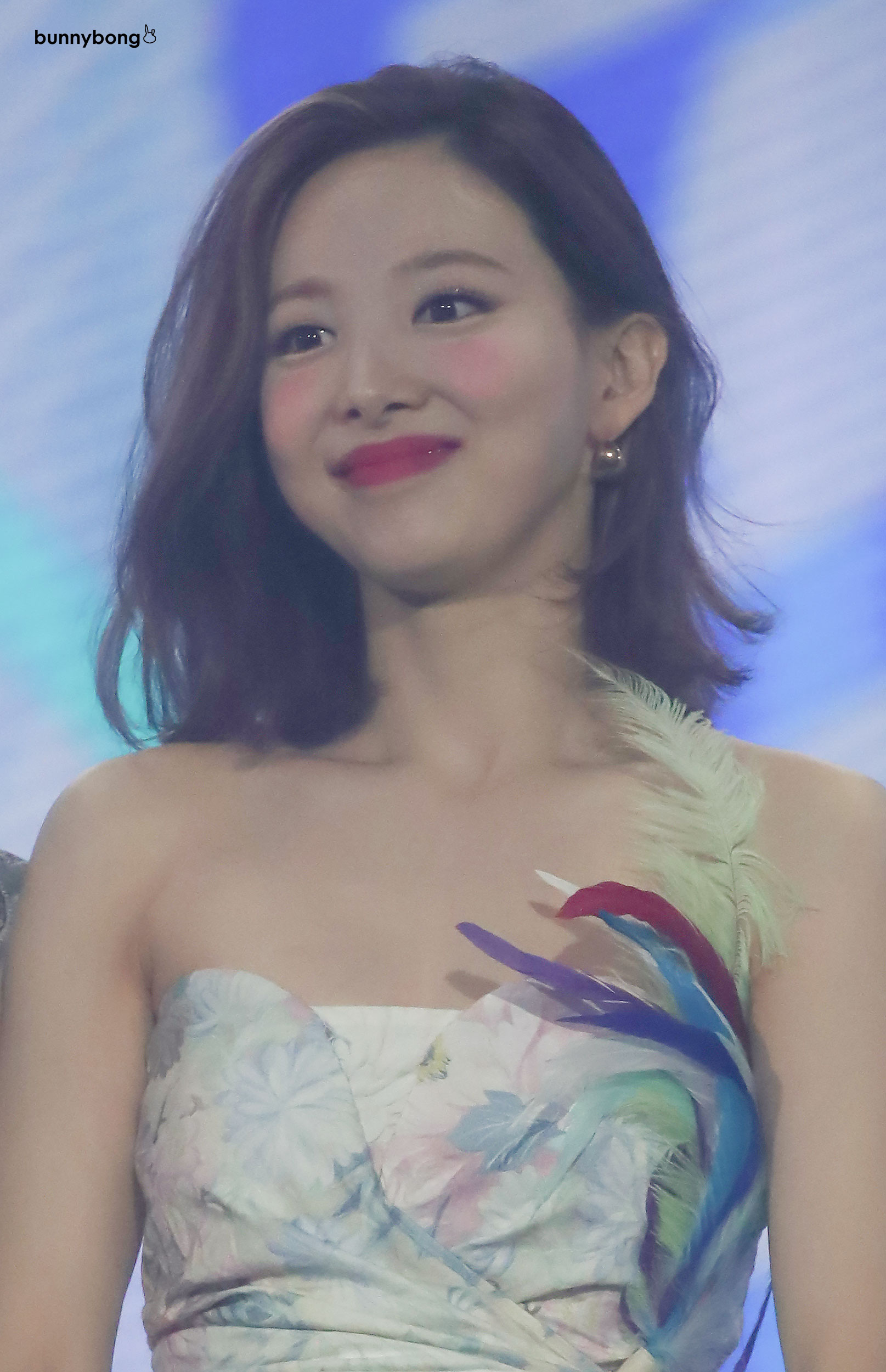 Pretty Nayeon | Scrolller