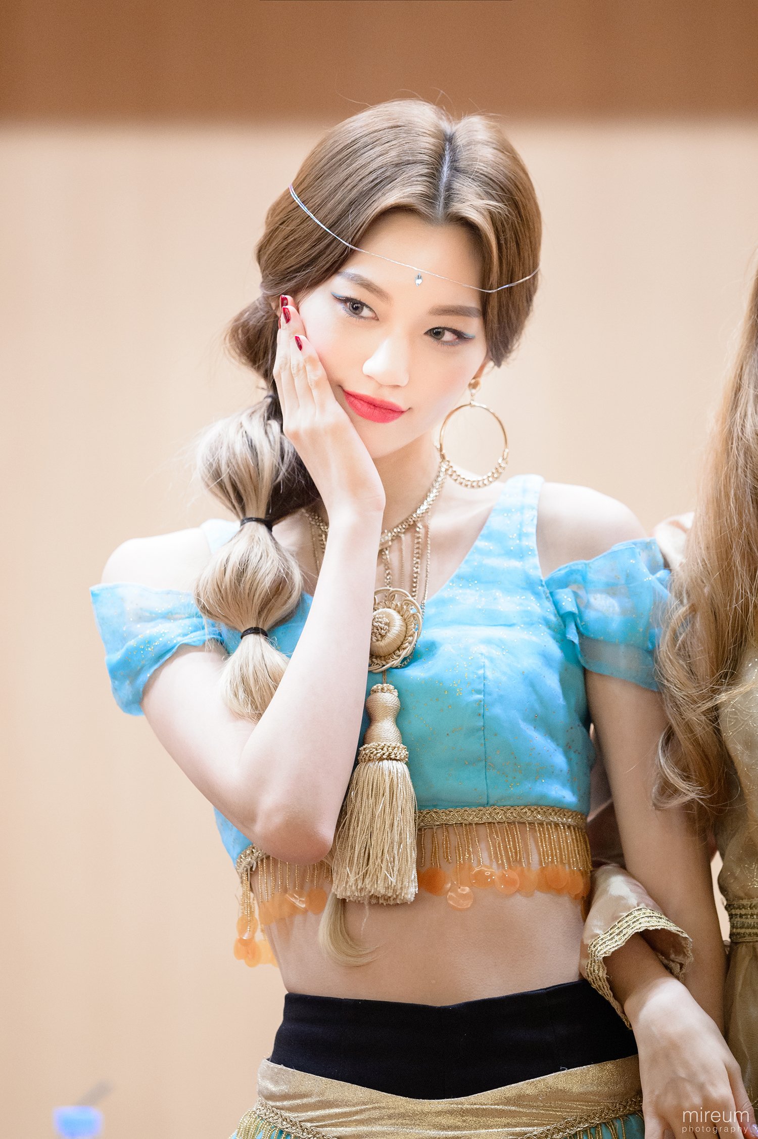 Princess Doyeon | Scrolller