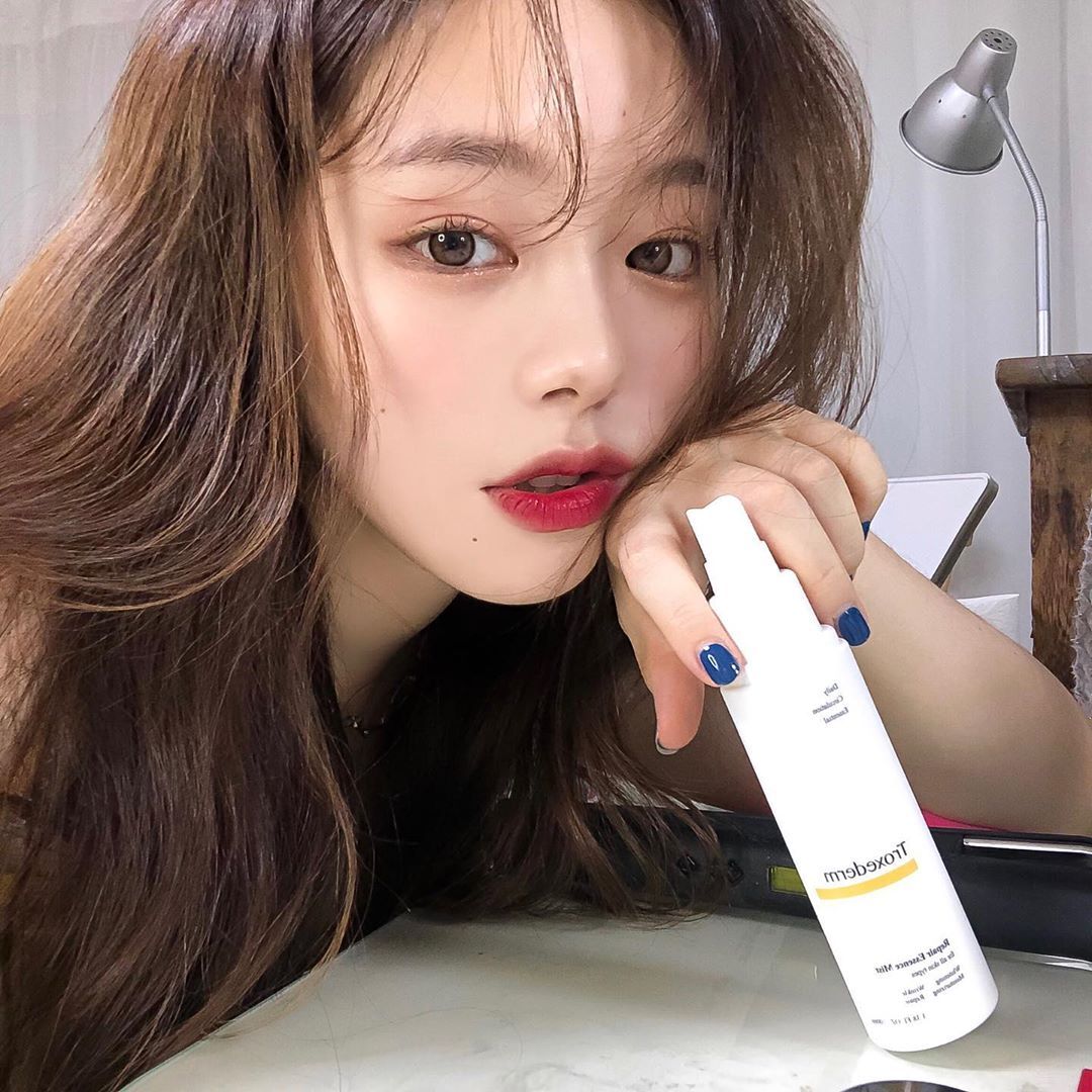 Product placement | Scrolller