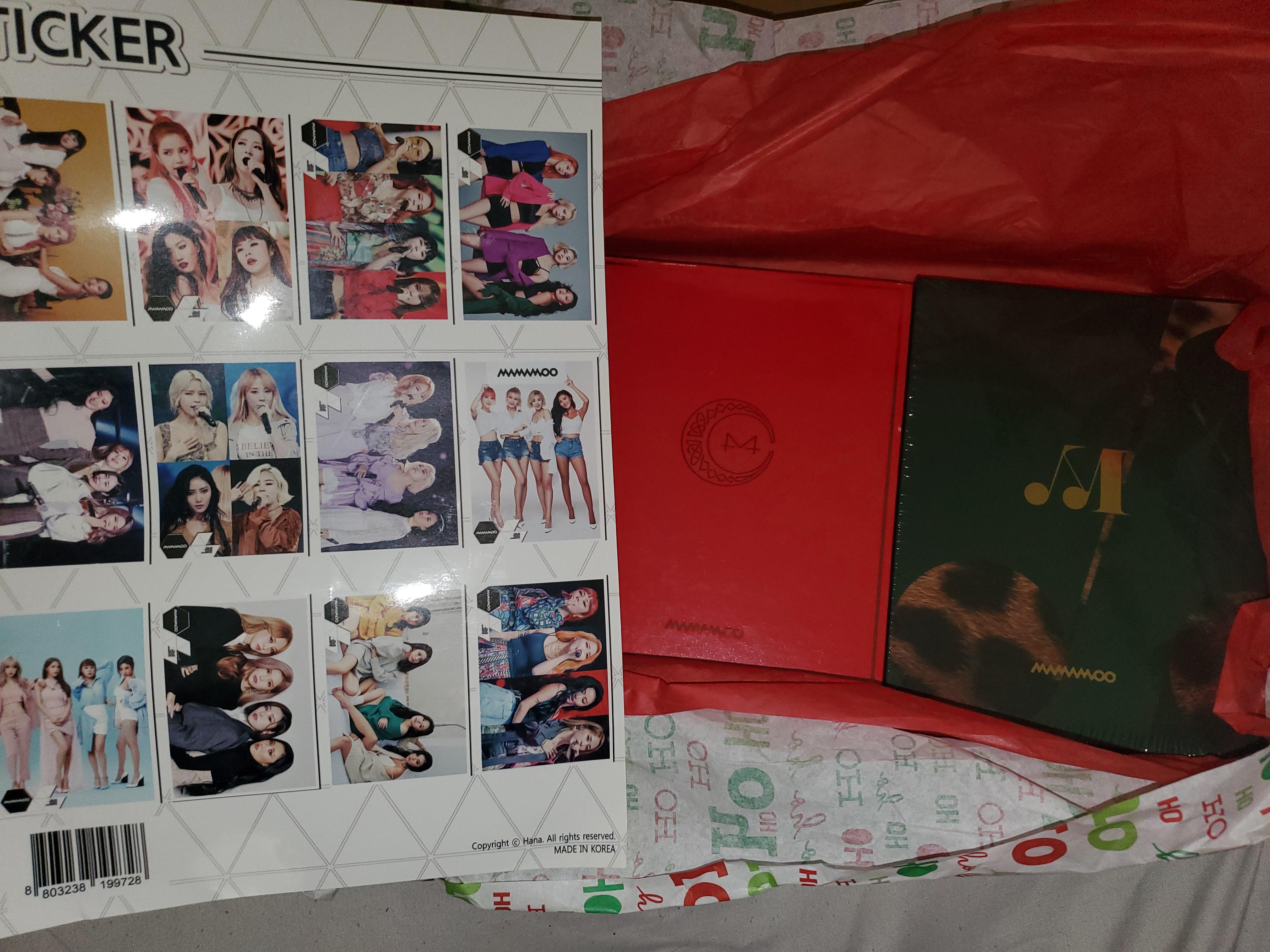 Pt. 2 of supportive friends?? Turns out they collaborated on these gifts 💚😭 | Scrolller