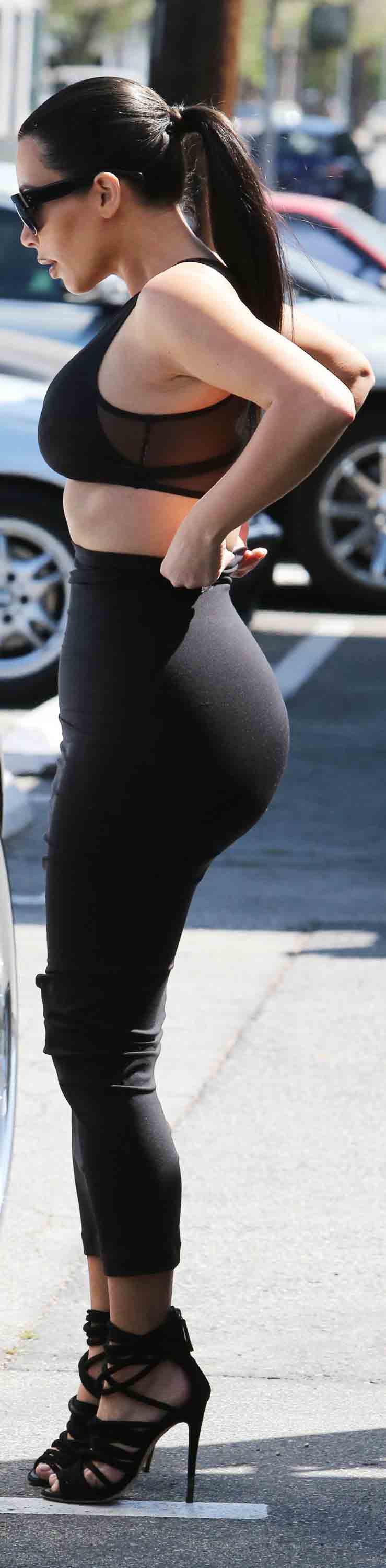 Pulling them up | Scrolller