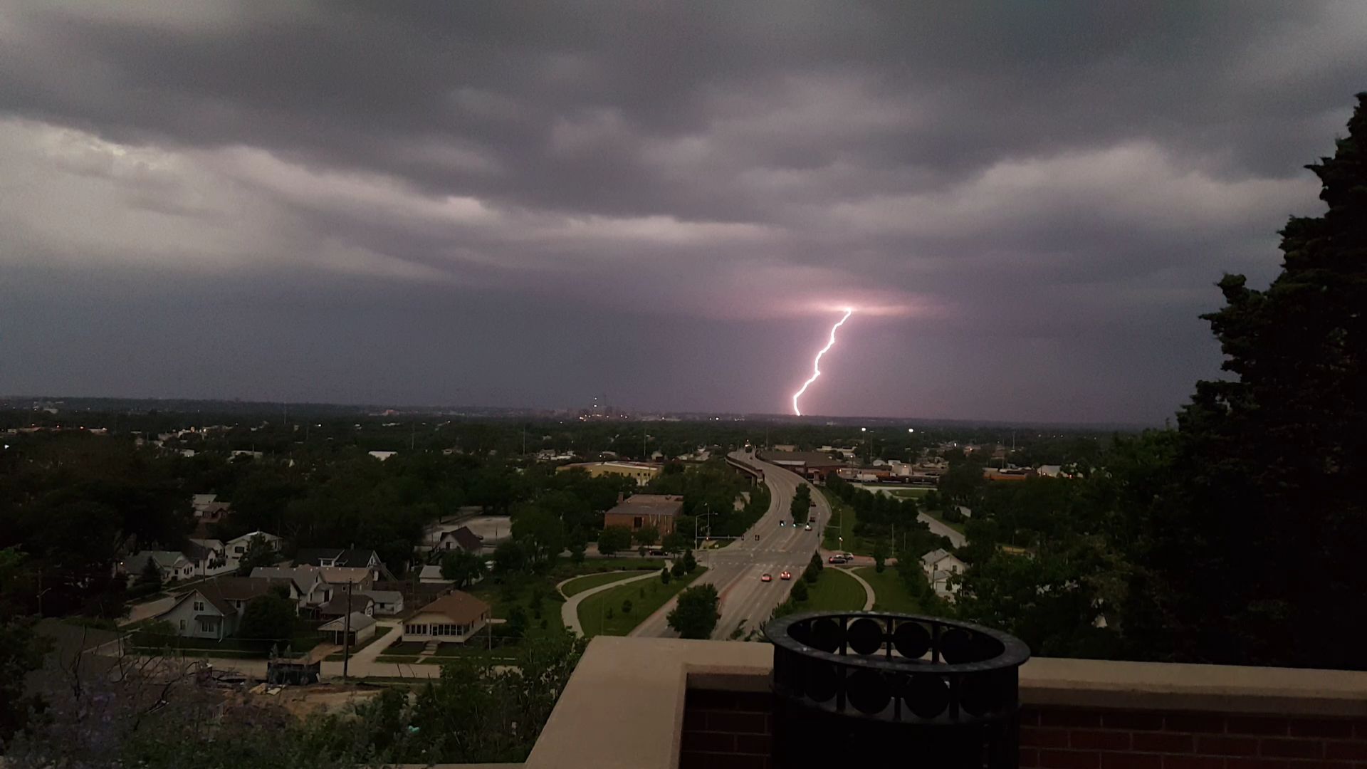 Purple lightning [1920x1080] | Scrolller