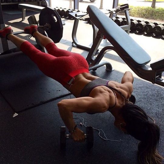 Push ups | Scrolller