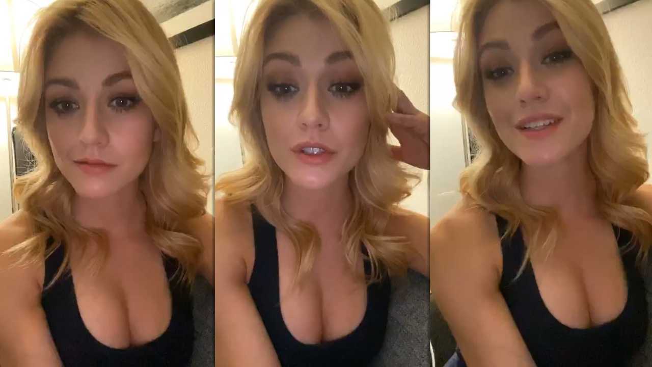 Queen of Cleavage | Scrolller