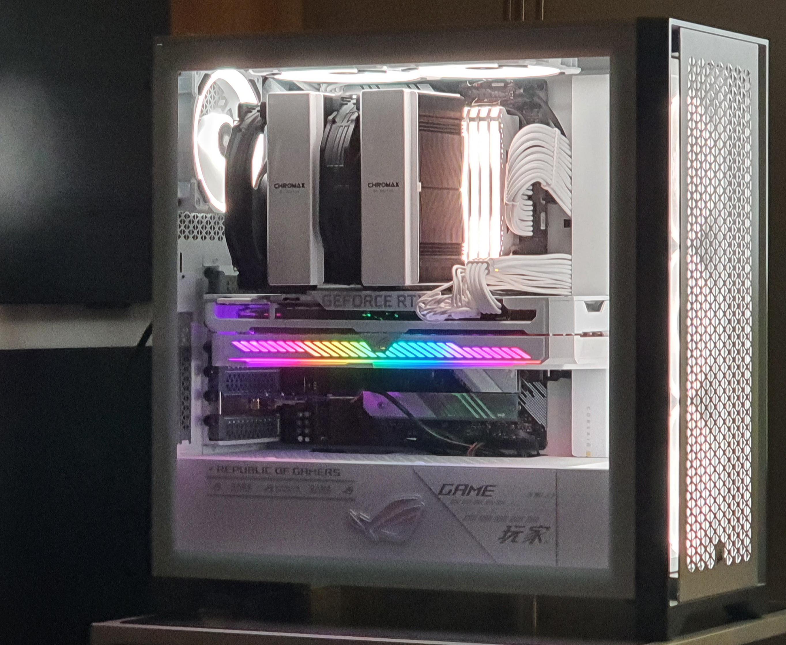 Quick pic of my current build after installing the new GPU. | Scrolller